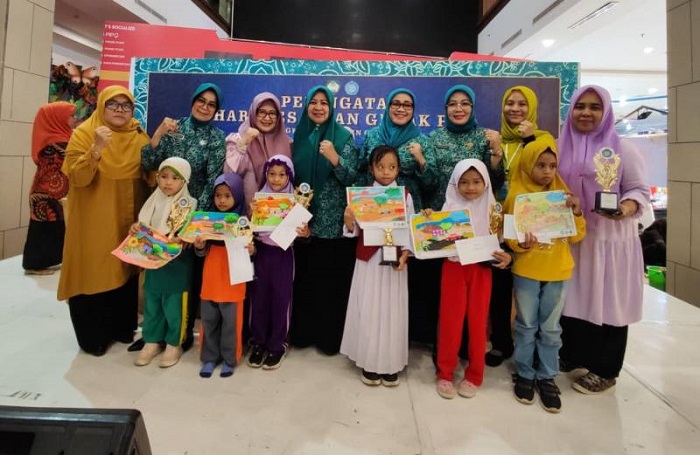 HKG PKK ke-51, Puluhan Siswa TK dan SD se-Kabupaten Gowa Ikut Lomba Mewarnai – Infokini.id