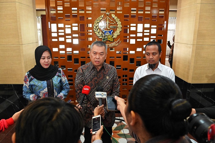 Menhub Dudy Cek Kesiapan Angkutan Lebaran di Sulsel, Tinjau Pelabuhan hingga Bandara – Infokini.id